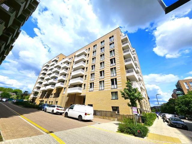 Sidon Apartments, Acton Gardens W3, 1 bed flat to rent, £2,000 pcm | PrimeLocation