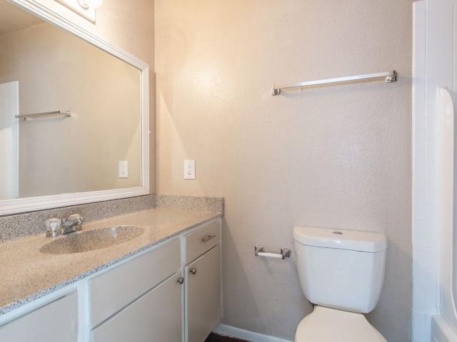 Siena Courtyards Apartments 1 Bedroom Apartment for Rent at 13503 Northborough Dr, Houston, TX 77067 Greater Greenspoint