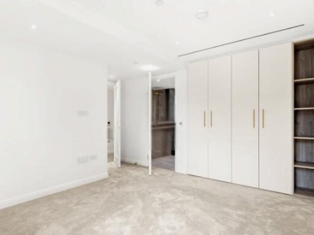 Siena House, 11 Bollinder Place