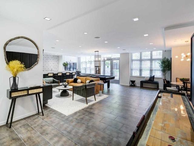 Siena Park 1 Bedroom Apartment for Rent at 2301 Columbia Pike, Arlington, VA 22204 Penrose