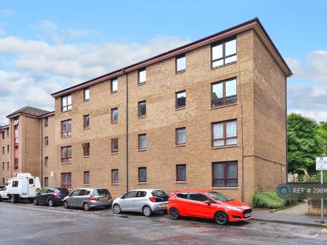 Sienna Gardens, Edinburgh, EH9 3 bed flat to rent £2,250 pcm £519 pw