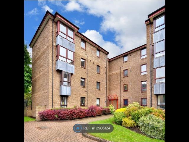 Sienna Gardens, Edinburgh EH9, 3 bed flat to rent, £2,250 pcm | PrimeLocation
