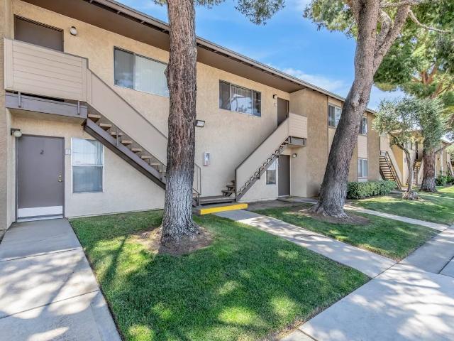 Sienna Heights 2 Bedroom Apartment for Rent at 43519 Kirkland Ave, Lancaster, CA 93535