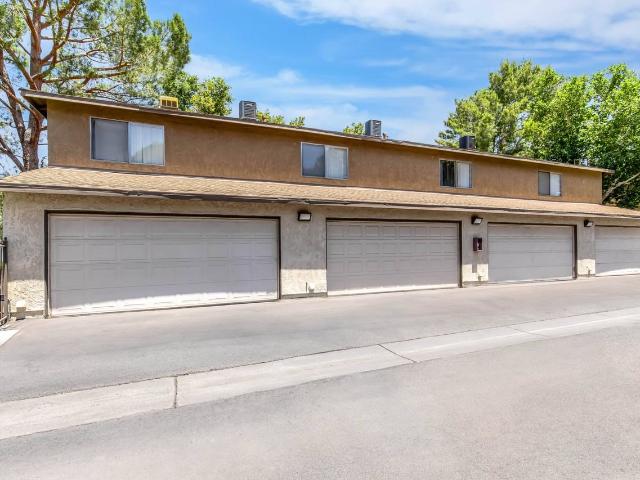 Sienna Heights 2 Bedroom Apartment for Rent at 43519 Kirkland Ave, Lancaster, CA 93535