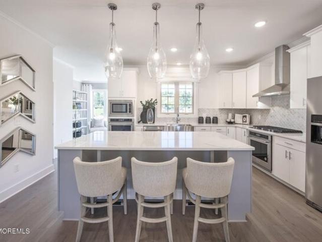 Sierra Dr, Marlboro, Condo For Sale