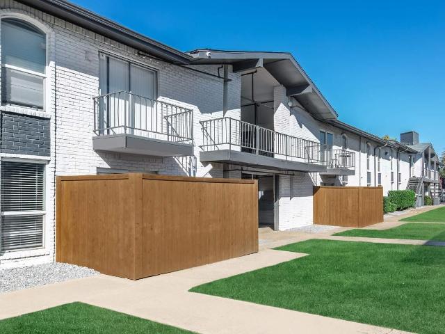 Sierra Heights 2 Bedroom Apartment for Rent at 1929 E Grauwyler Rd, Irving, TX 75061