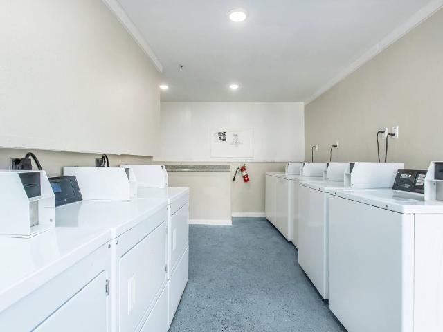 Sierra Heights 2 Bedroom Apartment for Rent at 1929 E Grauwyler Rd, Irving, TX 75061