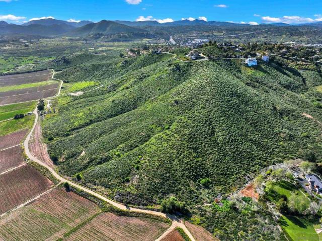 Sierra Linda Dr