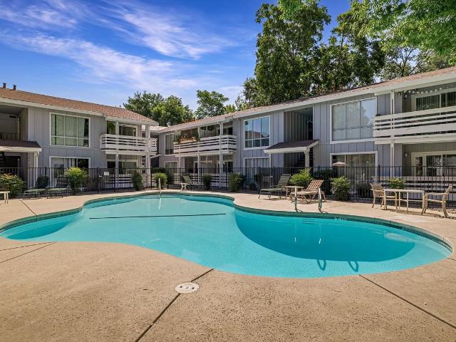 Sierra Manor Apartments: Great Location and Exceptional Amenities 2 Bedroom Apartment for Rent at 1836 Laburnum Ave, Chico, CA 95926 The Avenues