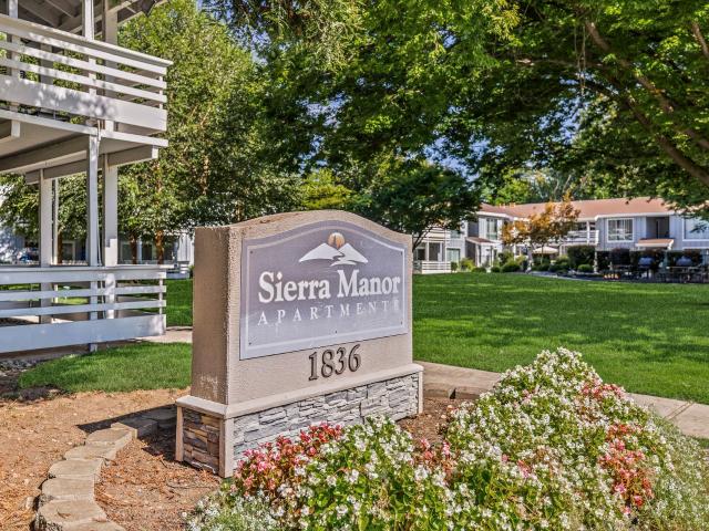 Sierra Manor Apartments: Great Location and Exceptional Amenities