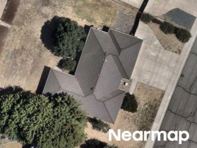 Sierra Manor Dr