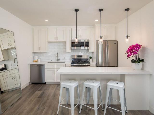 Sierra Street TIC 321 El Segundo/Palm LLC 1 Bedroom Apartment for Rent at 209 207, 209 & 211 Sierra Street, El Segundo, CA 90245 El Segundo