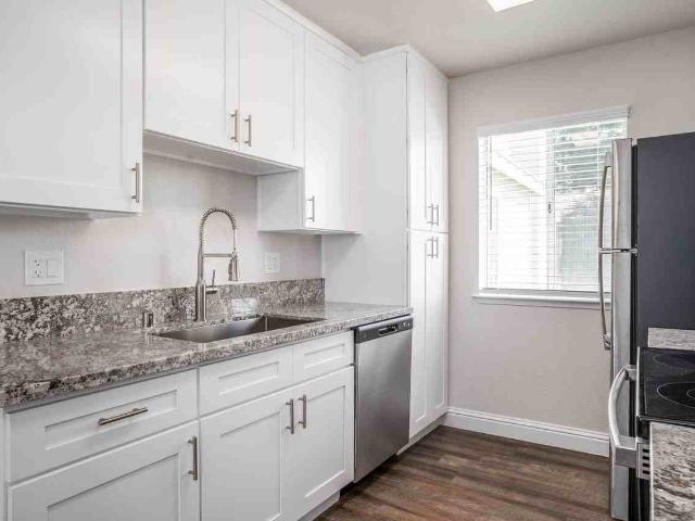 Sierra Ridge 3 Bedroom Apartment for Rent at 100 Fowler Ave, Clovis, CA 93611