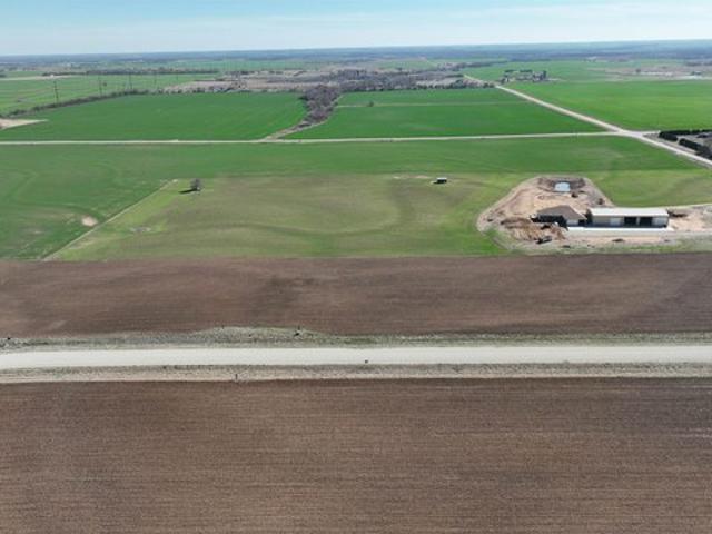 Sierra Ridge St, Garden Plain, KS 67050