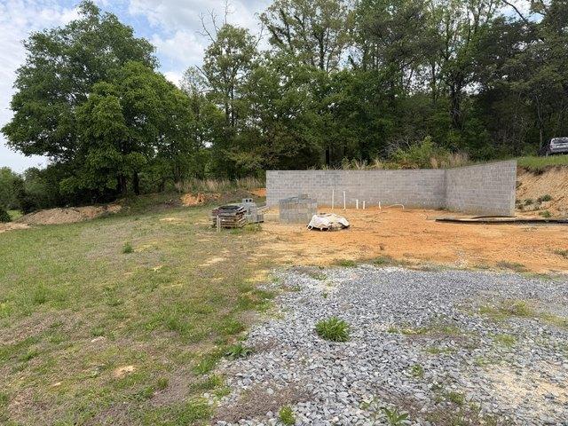 Siesta Dr, Newport, TN 37821