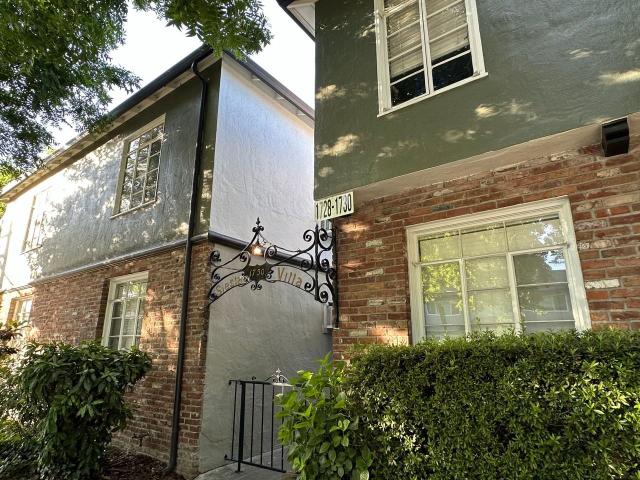 Siesta Villa and Crestwood Apartments ~ Absolute Must See Community! Studio Apartment for Rent at 1716 O St, Sacramento, CA 95811 Midtown