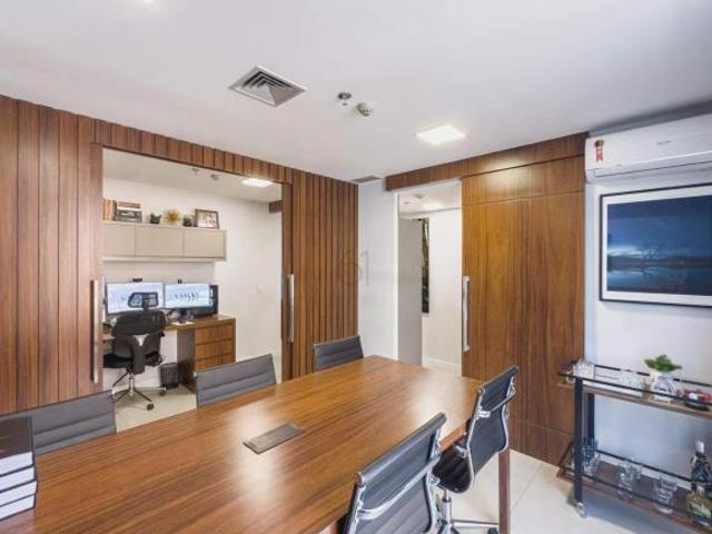 SIG Barão de Mauá Sala mobiliada de 37m² com 2 vagas