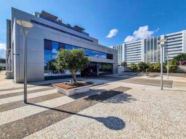 SIG, Quadra 1, Edifício Platinum Office. Sala comercial para venda!