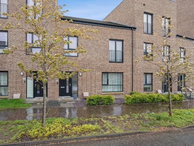 Sighthill Circus, Northbridge, Glasgow G4, 3 bed terraced house to rent, £1,800 pcm | PrimeLocation