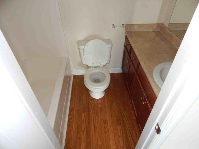 Signature Condos 2 Bedroom Apartment for Rent at 149 W Main St, Lakeland, GA 31635