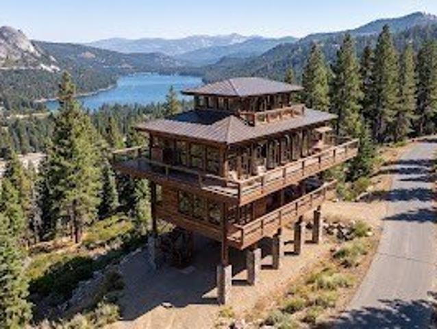 Signature Model 3 Bedroom Plan West Lake Tahoe, California Community