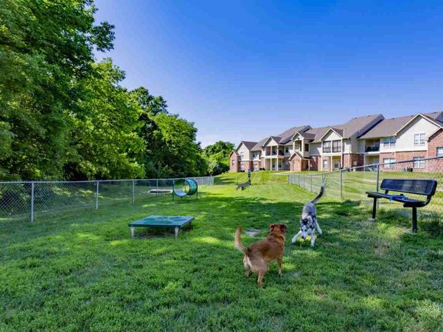 Signature Place 1 Bedroom Apartment for Rent at 9251 W 121st Pl, Overland Park, KS 66213