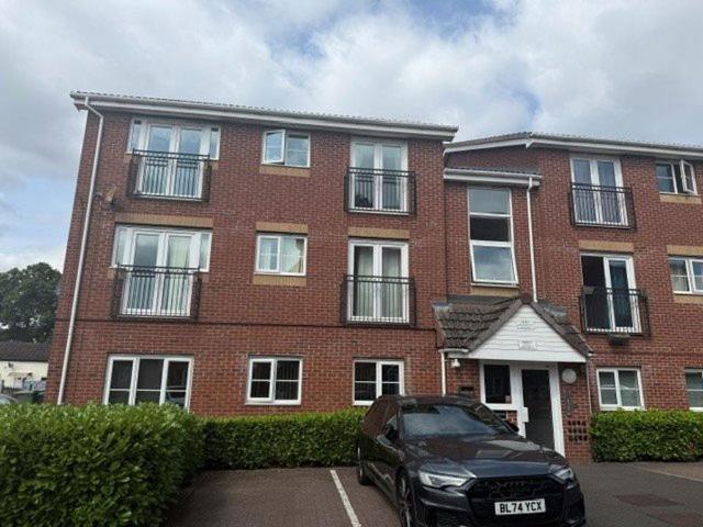 Signet Square, Stoke, Coventry CV2, 2 bed flat to rent, £925 pcm | PrimeLocation