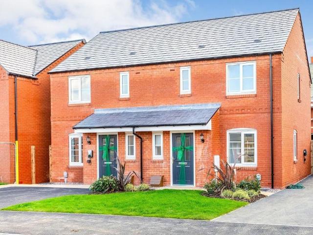Sika Avenue, Rothwell, Kettering, Northants NN14, 3 bed semi detached house to rent, £1,400 pcm | PrimeLocation