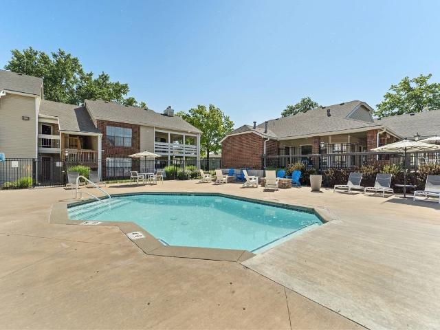 Silverwood Apartments 2 Bedroom Apartment for Rent at 5100 Foxridge Dr, Mission, KS 66202