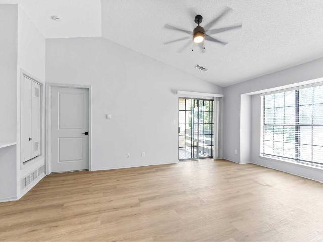 Silverwood Apartments 2 Bedroom Apartment for Rent at 5100 Foxridge Dr, Mission, KS 66202