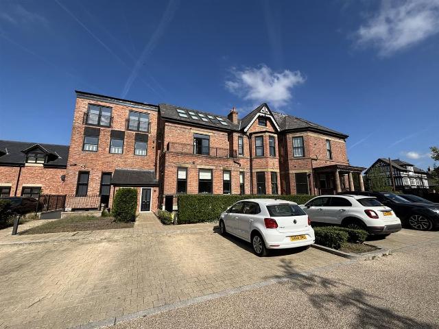 Silverwood, Barlow Moor Road, Didsbury M20, 2 bed flat to rent, £1,550 pcm | PrimeLocation