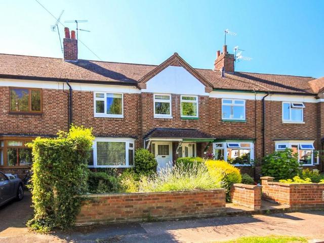 Silverwood Close, Cambridge 3 bed terraced house to rent £1,900 pcm £438 pw