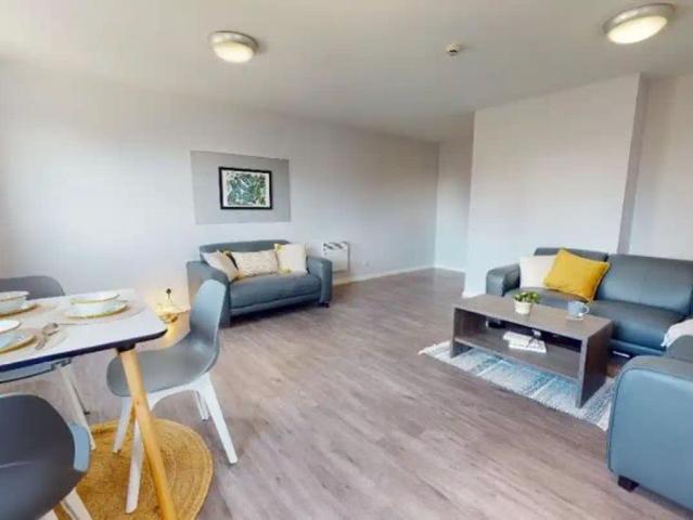 Silver 3 Bed Apartment