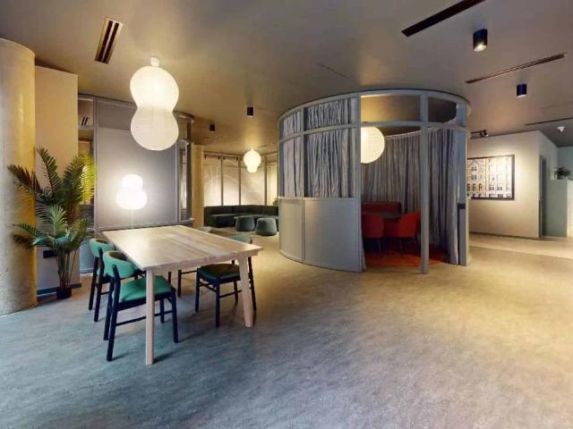 Silver 2 Bed Apt Premium