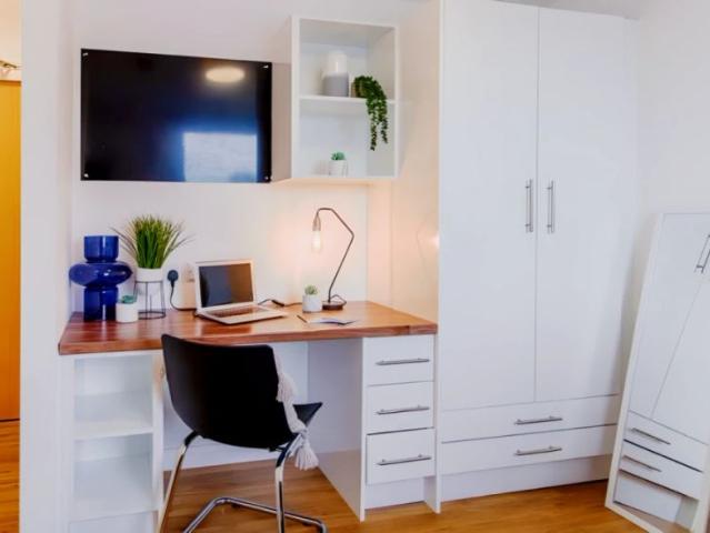 Silver 2 Bed Room