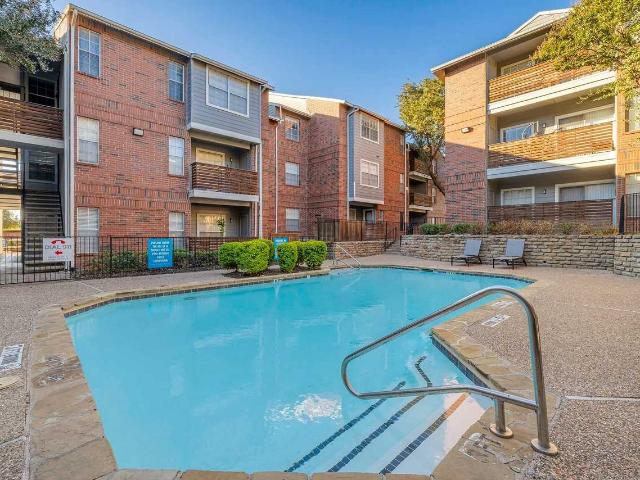 Silver Creek 1 Bedroom Apartment for Rent at 18949 Marsh Ln, Dallas, TX 75287