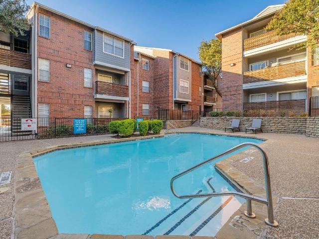 Silver Creek 2 Bedroom Apartment for Rent at 18949 Marsh Ln, Dallas, TX 75287