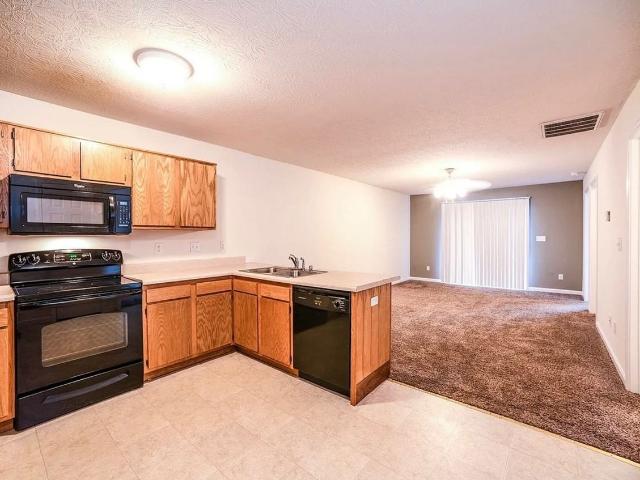 Silver Creek Apartments 2 Bedroom Apartment for Rent at 107 Silver Creek Ct, Elizabethtown, KY 42701