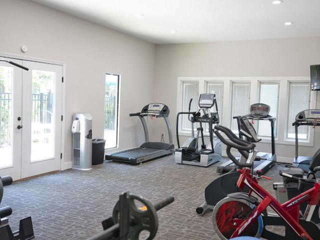 Silver Creek Apartments 3 Bedroom Apartment for Rent at 3009 Sw Archer Rd, Gainesville, FL 32608