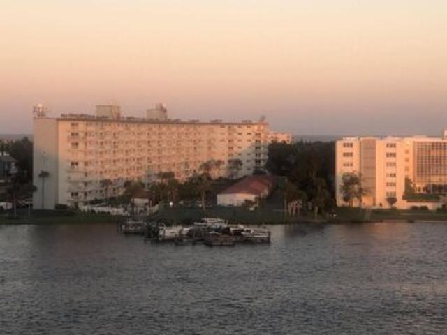 Silver Beach Ave Apt,daytona Beach, Condo For Sale