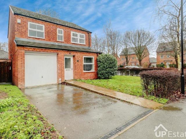 Silver Birch Avenue, Coventry 4 bed detached house to rent £1,550 pcm £358 pw