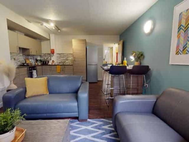 Silver En Suite Deluxe