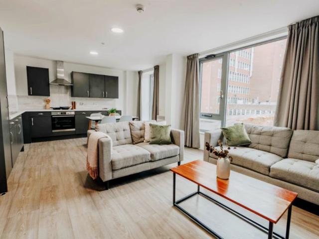 Silver En Suite High Floors