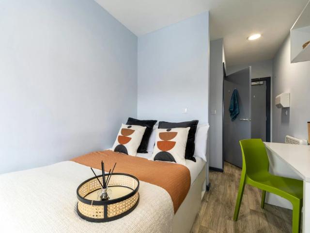 Silver Ensuite