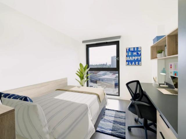 Silver Ensuite