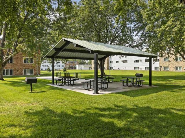 Silver Lake 1 Bedroom Apartment for Rent at 2310 Silver Ln, St. Anthony, MN 55112 St. Anthony