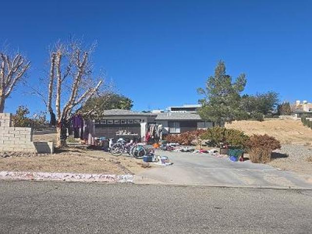 Silver Lakes Pkwy