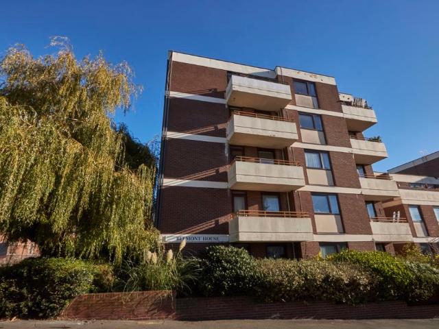 Silver Lane, Exeter EX4, 2 bed flat to rent, £1,100 pcm | PrimeLocation
