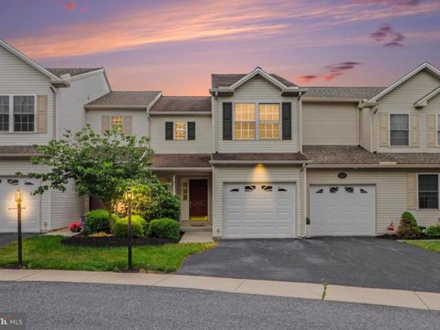 Silver Leaf Rdg, Harrisburg, Home For Sale