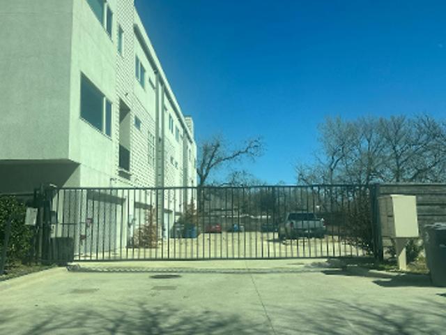 Silver Mill Dr